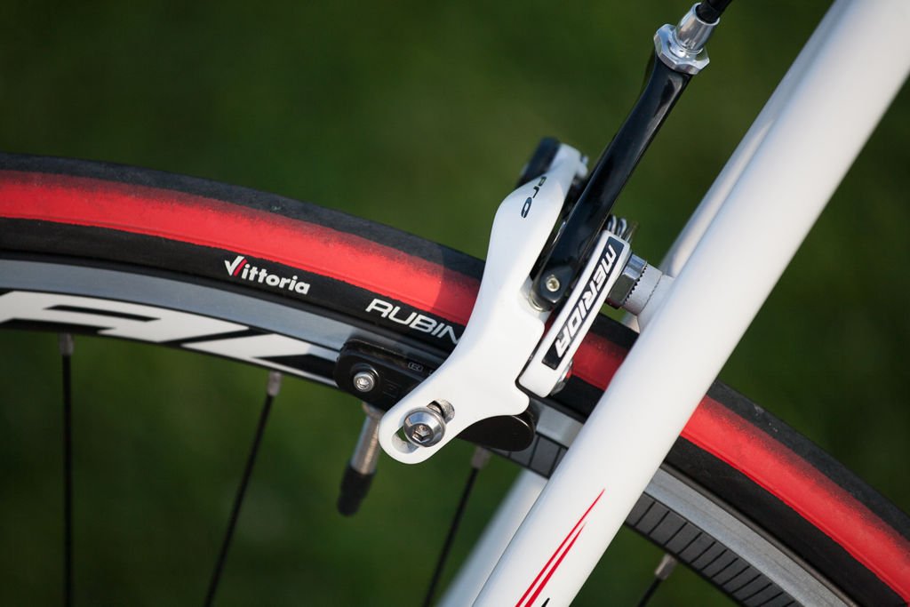 Országúti kerékpár teszt: Merida Race Lite 904